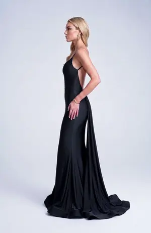 JESSICA ANGEL Open Back Sweetheart Mermaid Gown - Black