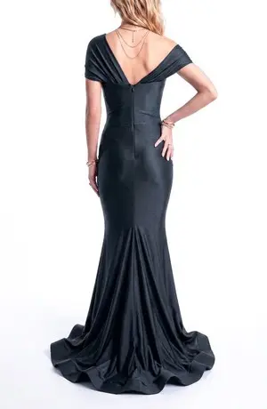 JESSICA ANGEL One-shoulder Gown - Black