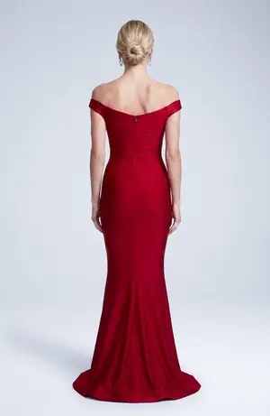 JESSICA ANGEL Off-the-shoulder Mermaid Gown - Red