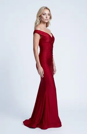 JESSICA ANGEL Off-the-shoulder Mermaid Gown - Red