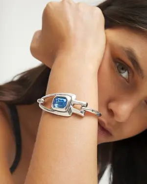 UNODE50 Sculptural Bracelet With Blue Crystal
