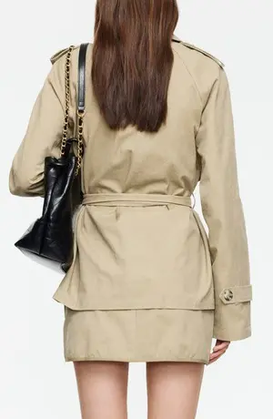 Lioness Trencherous Crop Coat - Tan