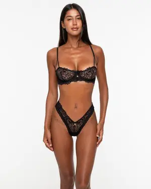 One Empire Jessabel Delicate Lace-accent Lingerie Set