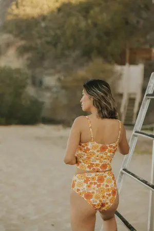 GEODE SWIMWEAR Flora Scoop Neck Tankini Top