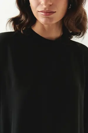 EXQUISE Joelle Long Sleeve Blouse