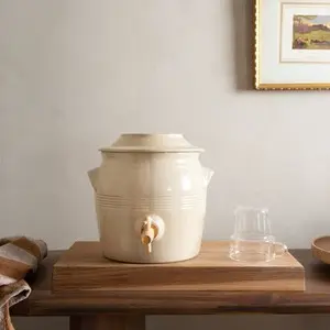 UNE VIE NOMADE Vintage Vinegar Berry Jar With Lid - White - Medium