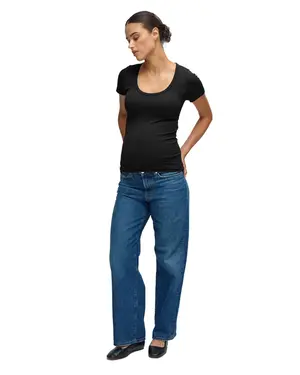 Ingrid & Isabel® Ingrid & Isabel Maternity Ribbed Crew Neck Short Sleeve T-shirt 2 Pack