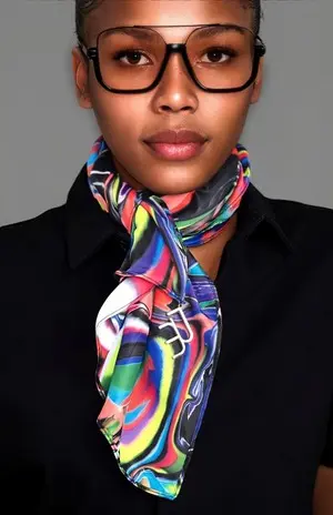 DAI MODA Ty Print Versa Scarf With Logo Hardware