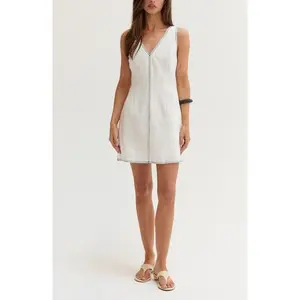 Crescent 3/4 Sleeve Dresses