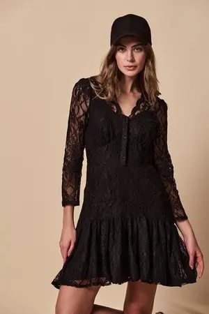 THE SHIRT Lace V-neck Dress - Black