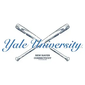 YALE UNIVERSITY New Haven University Bats Graphic T-shirt