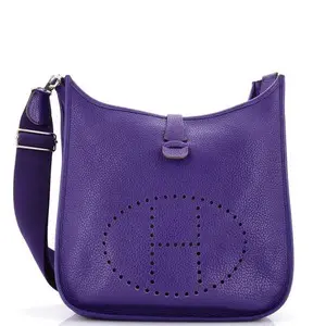 Hermès Evelyne Bag Gen Iii Clemence Gm - Red