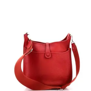 Hermès Evelyne Bag Gen Iii Clemence Pm - Red