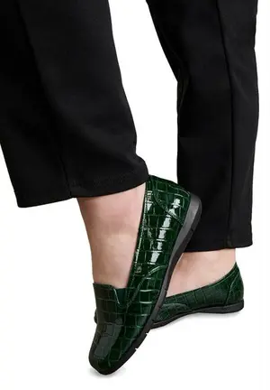 COMFORTVIEW Leisa Croc Effect Slip-on Flat
