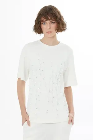 GIZIA Ecru Embroidered Detail T-shirt