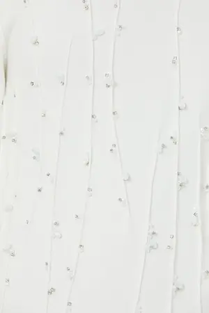 GIZIA Ecru Embroidered Detail T-shirt