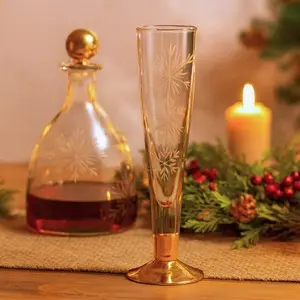 BE HOME Snowflake Flute With Foot
