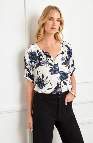 Karen Kane Floral Blouse With Puff Sleeves