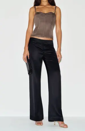 REFORMATION Fifter Top With Sweetheart Neckline