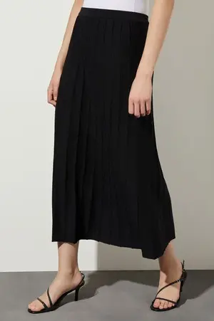 Ming Wang Pleated Pull-on Midi Skirt