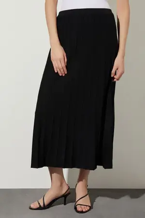 Ming Wang Pleated Pull-on Midi Skirt - Black