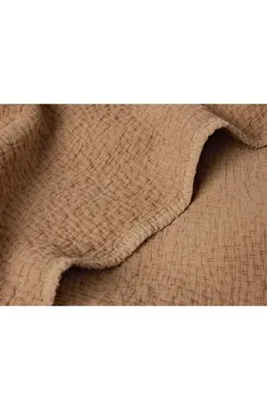 COYUCHI Cascade Organic Cotton Matelassé Blanket