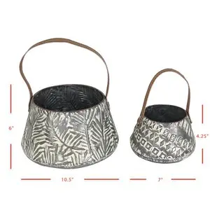 FORESIDE HOME AND GARDEN Set Of 2 Rustic Whitewashed Pattern Galvanized Metal Decorative Storage Baskets