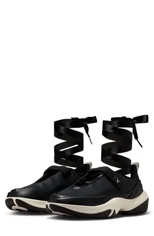 JORDAN The Pointe Sneaker - Black/sail