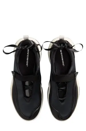 JORDAN The Pointe Sneaker - Black/sail