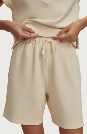 Varley Rumer 6.5 Long Shorts
