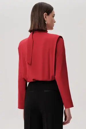 EXQUISE Draped Long Sleeve Bodysuit