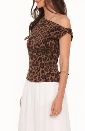 PETAL & PUP Maelis Leopard Print One-shoulder Top