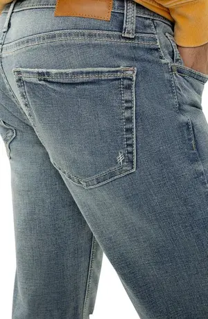 SILVER JEANS CO. Zac Relaxed Fit Straight Leg Jeans