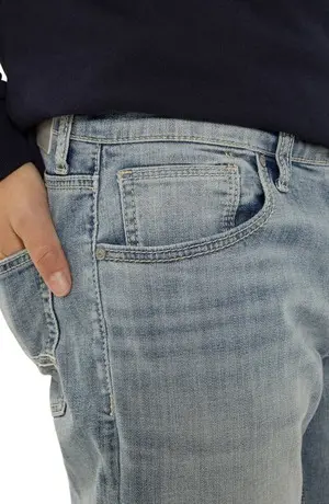 SILVER JEANS CO. Eddie Athletic Fit Tapered Jeans