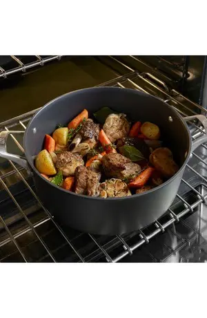 CALPHALON Premier™ Hard-anodized Nonstick 8.5-quart Dutch Oven With Lid