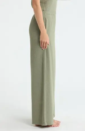 Lunya Stretch Organic Cotton Seersucker Lounge Pants - Fresh Herb