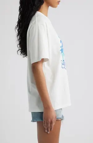 KULANI KINIS Boyfriend Graphic T-shirt