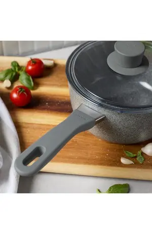 ZWILLING 2.9-quart Nonstick Saucepan With Lid