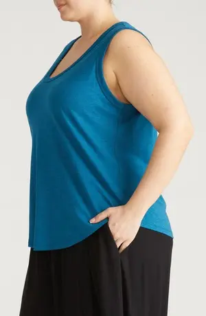 Universal Standard Signature Jersey Scoop Neck Tank