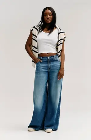 Guess Wide Leg Baggy Jeans With Relaxed Fading