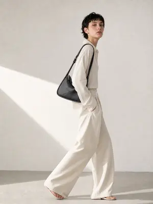MI BOLSA LONDON Carnaby Genuine Pebble Leather Shoulder Bag