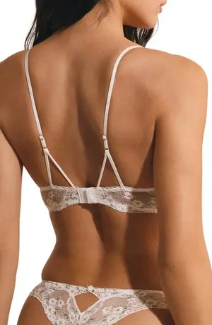 ETAM Bouquet Triangle Bra