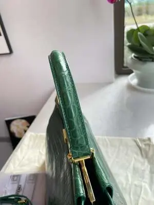 Fendi Leather Handheld Bag