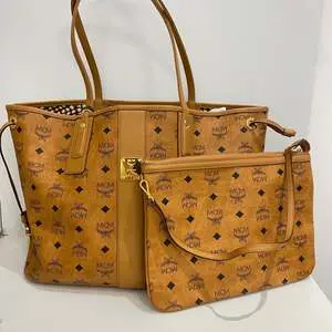 Mcm Leather Monogram Tote Bag - Multicolor