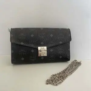Mcm Leather Flap Bag - Multicolor