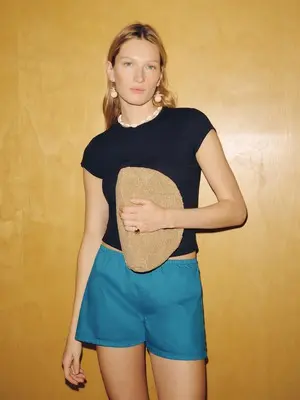 REFORMATION Molly Maude Clutch Raffia - Natural