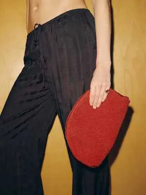 REFORMATION Molly Maude Clutch