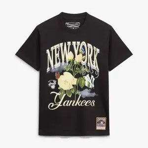 Mitchell & Ness New York Yankees Cooperstown Floral T-shirt - Black