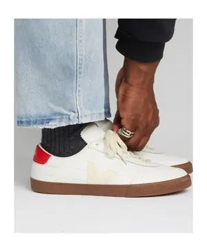 VEJA Panenka Two-tone Lace-up Sneakers - White