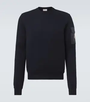 Moncler Fine Knit Sweaters For Men